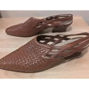 Borelli | Shoes | Euc Borelli Women 8m Braided Leather Pointed Toe ...
